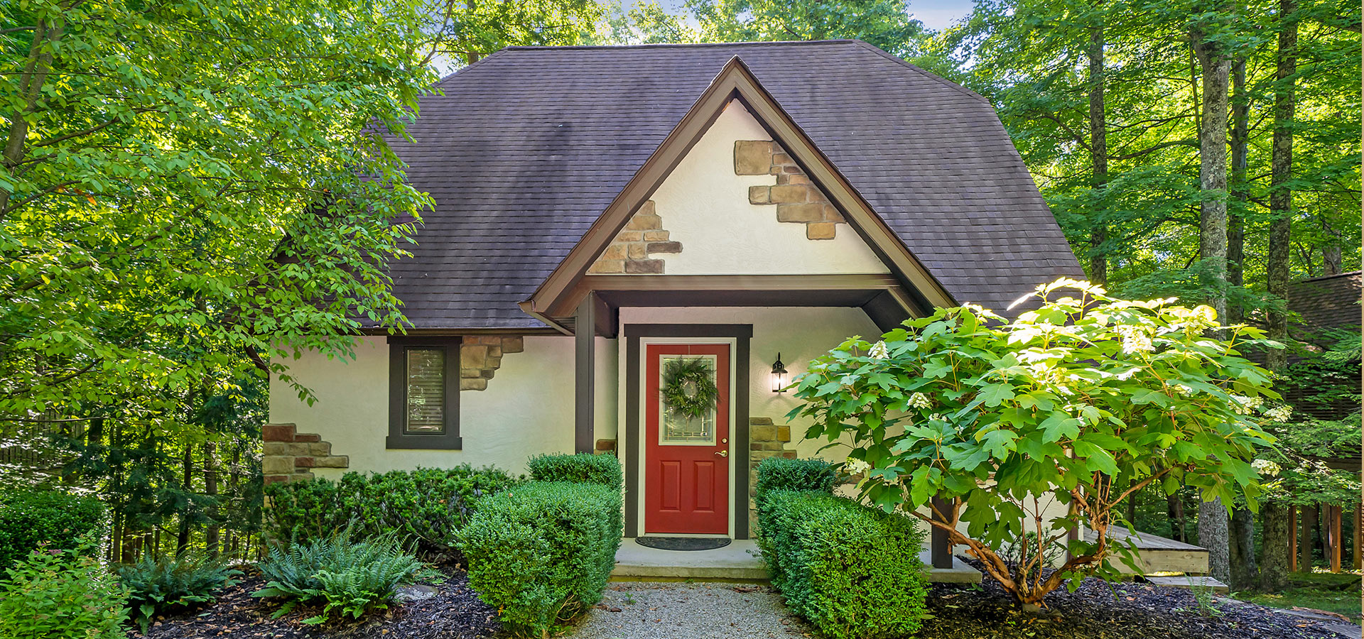 How to Have a Romantic Weekend at Glenlaurel - Glenlaurel A Scottish ...